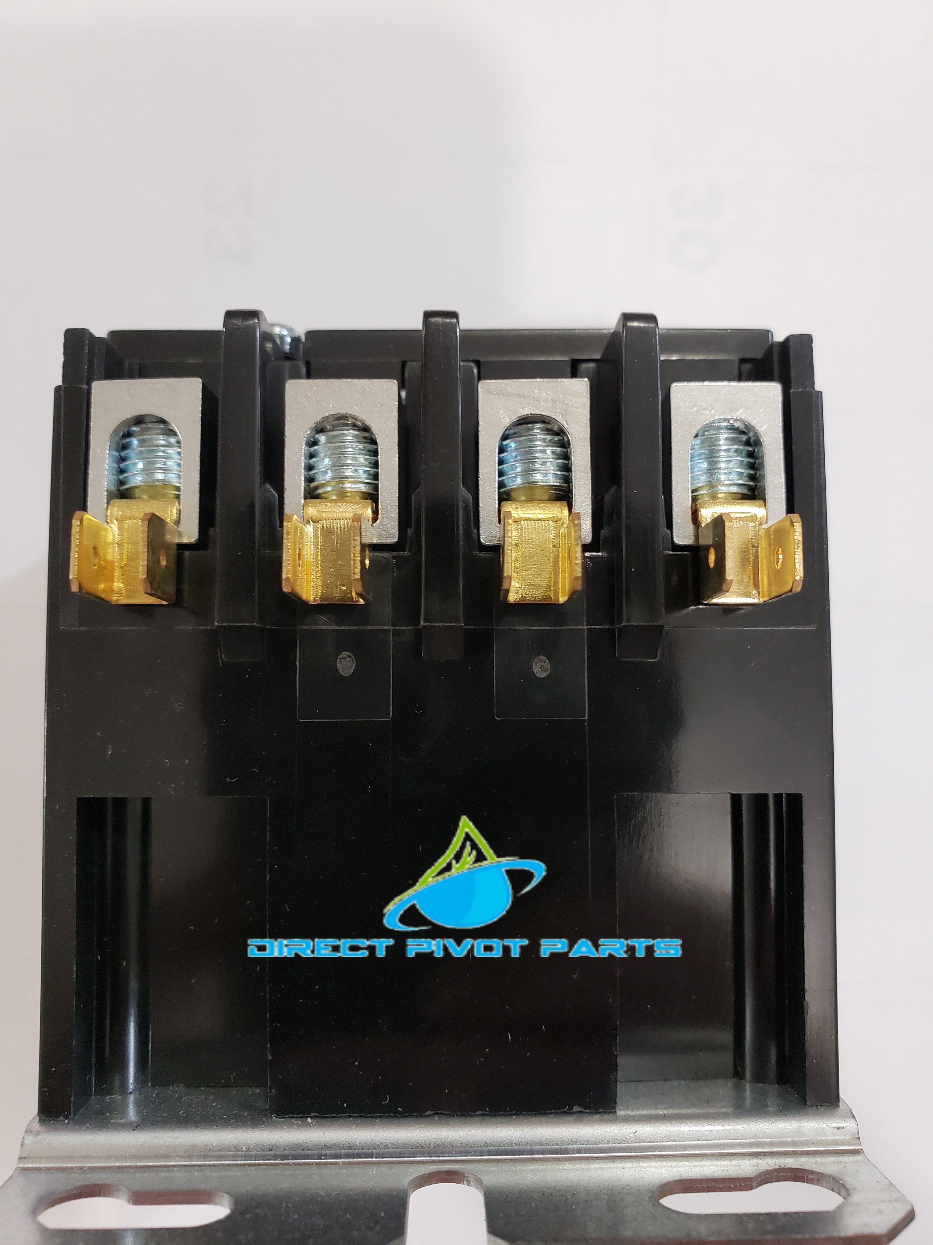 Definite Purpose Contactor 40 Amp 4-Pole 480VAC, 50/60Hz