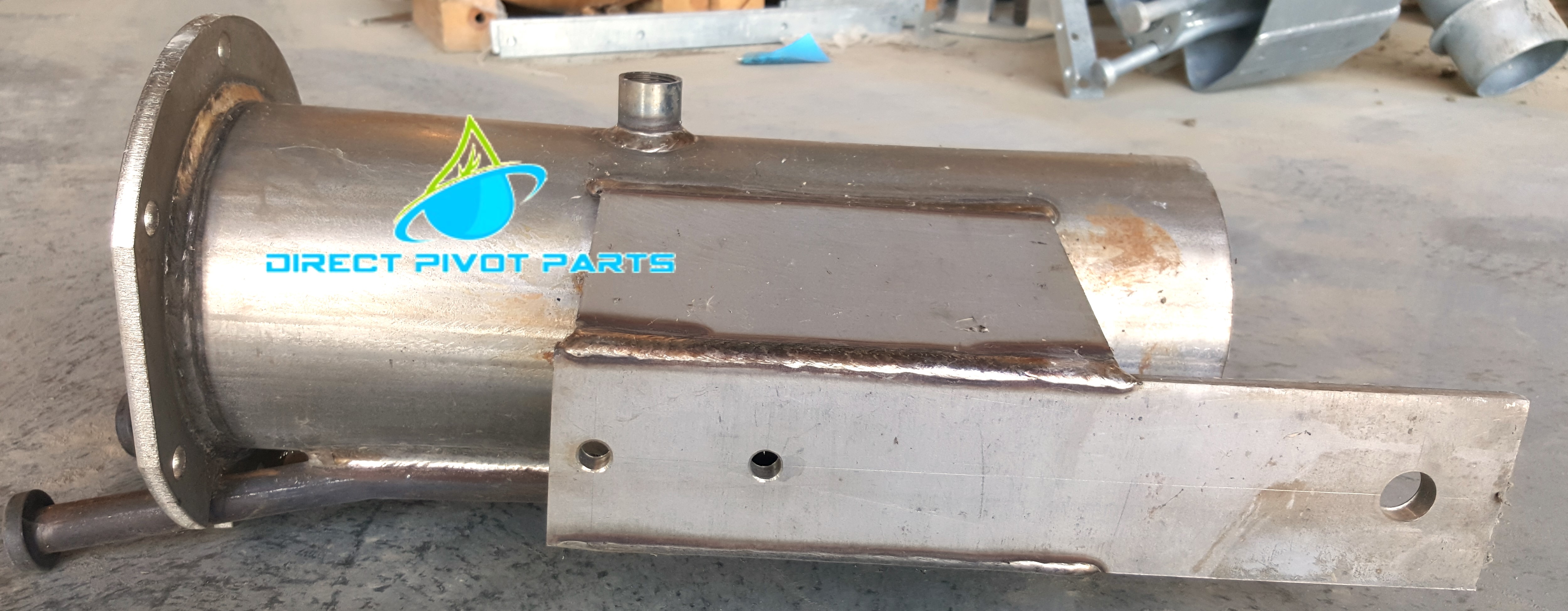 Lindsay Zimmatic Style Stainless Steel 6-5/8" Long Anchor Pivot End Joint